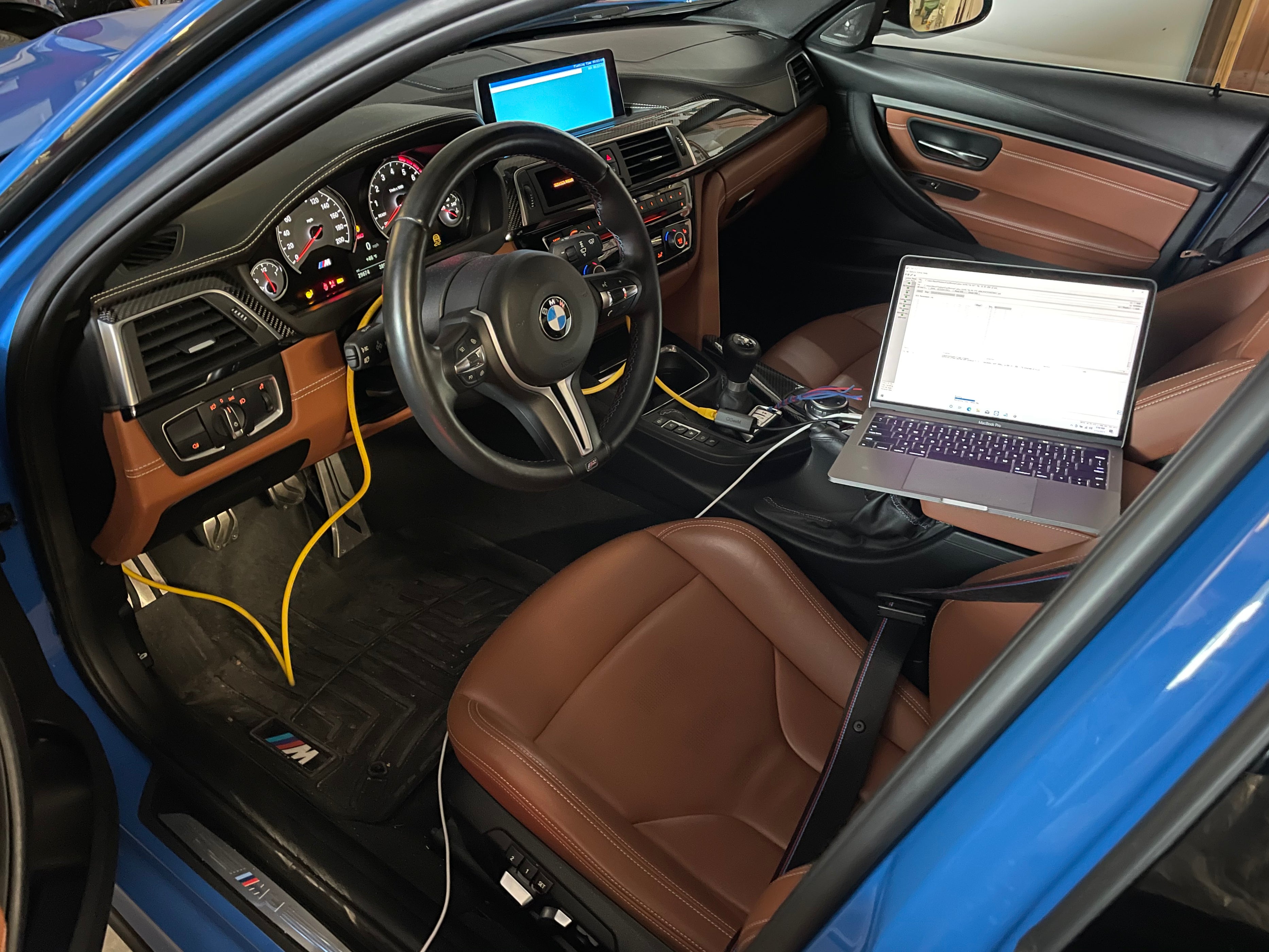 BMW iDrive Firmware Update + Apple Carplay - Easy Bimmer Coding